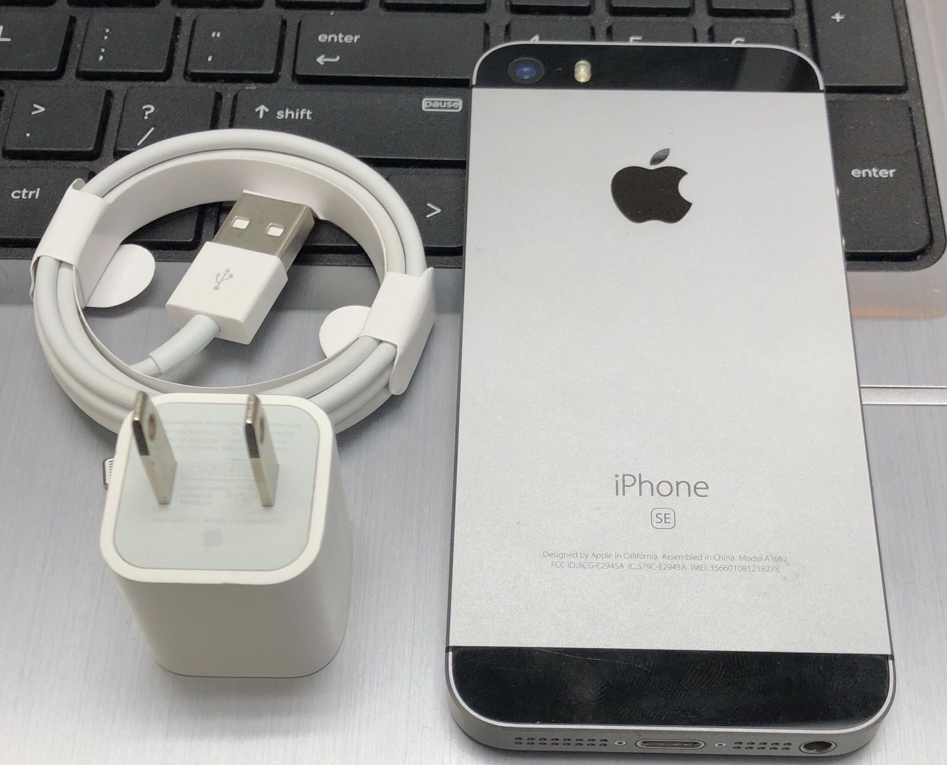 iPhone SE 32GB T-MOBILE,Metropcs, Lyca Mobile, Simple Mobile Unlocked ...