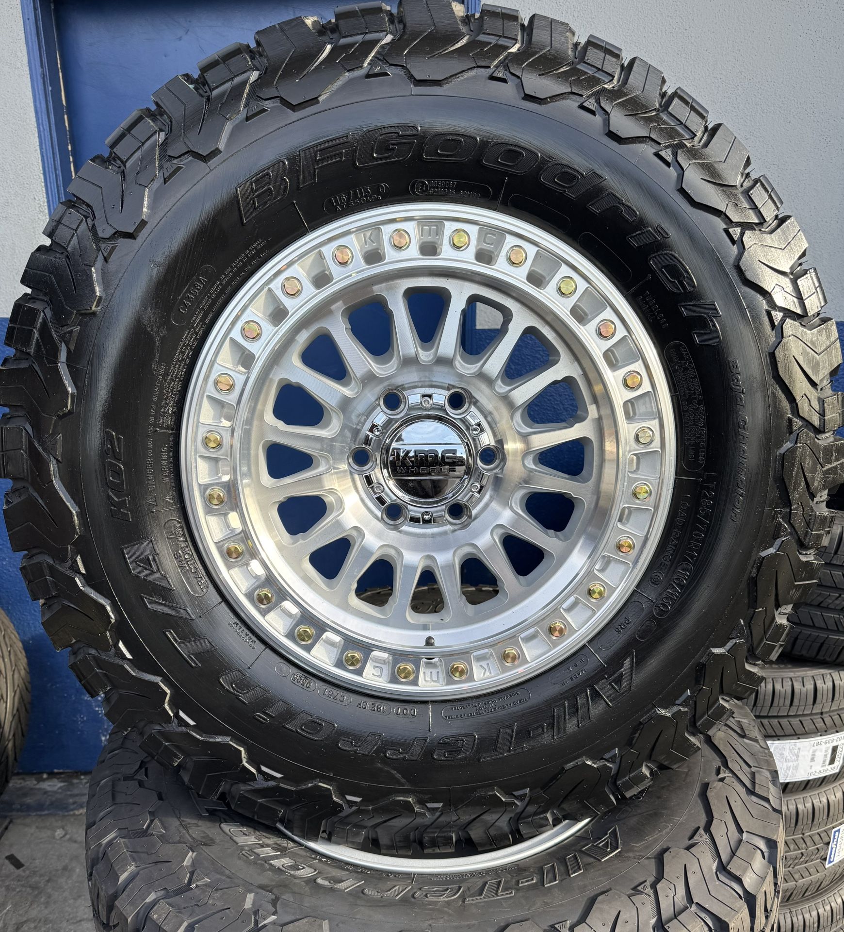 Kmc IMS 552 Machine Silver 17x8.5 6x139.7 -10 Offset With Bfg Ko2 285 ...
