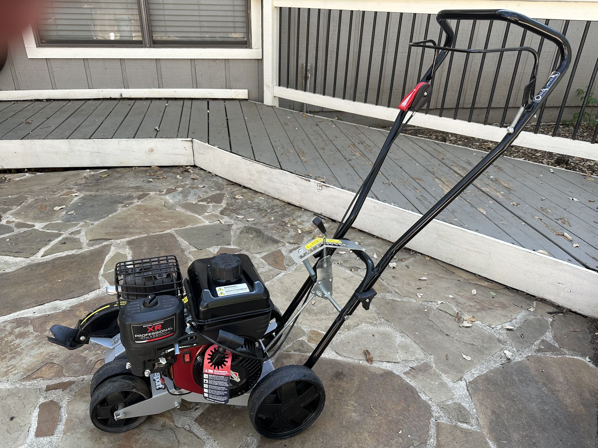 Masport Petrol Edger Briggs & Stratton Commercial Edger for Sale in San ...