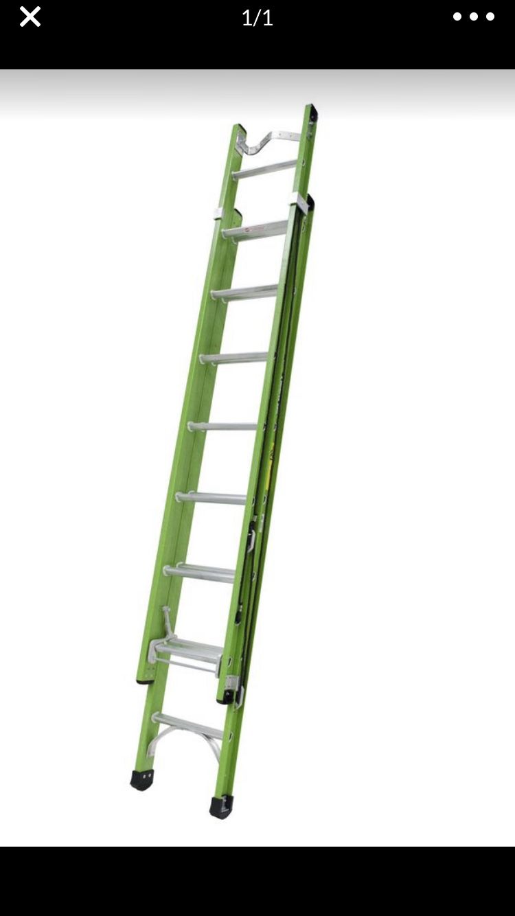 2mg Green Ladders for Sale in Los Angeles, CA - OfferUp