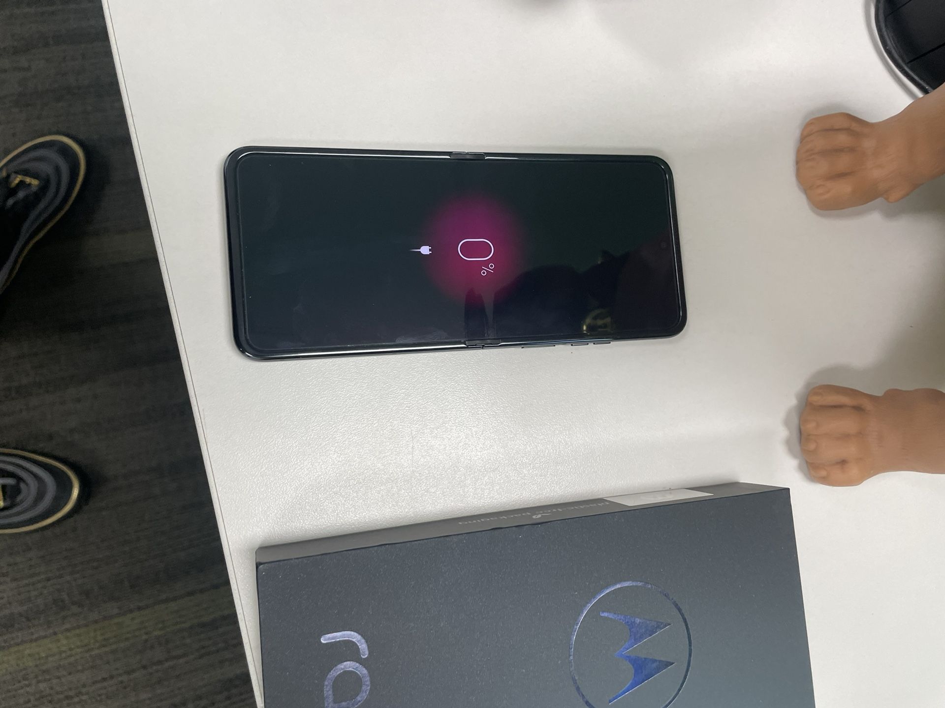 Boost Mobile New Razr Flip Phone for Sale in Tamarac, FL - OfferUp