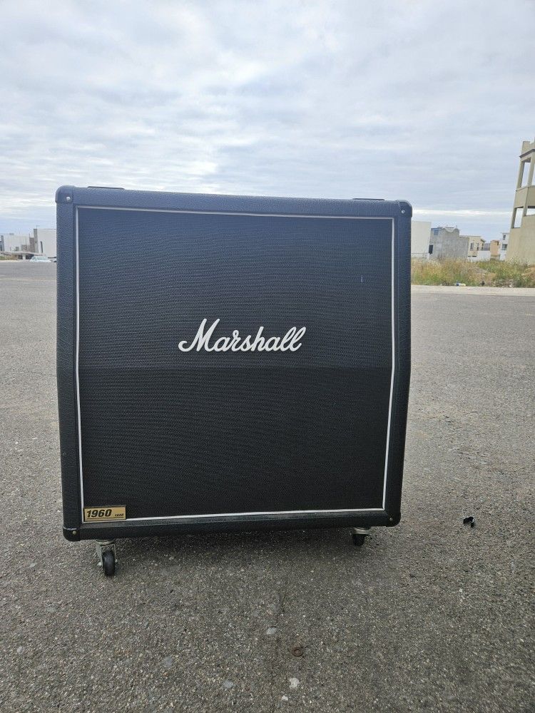 For Trade- Marshall 1960a Guitar Cab 4x12 for Sale in Chula Vista, CA ...