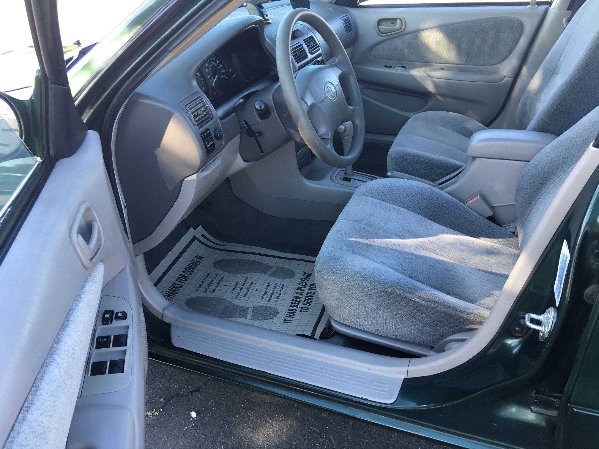 2001 Toyota Corolla Interior