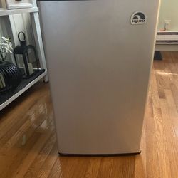 Stainless Steel Mini Fridge for Sale in Boston MA OfferUp