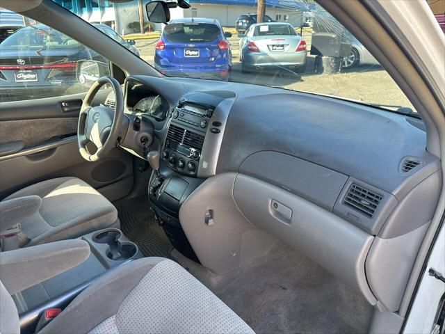 2008 Toyota Sienna for Sale in Lynnwood, WA - OfferUp