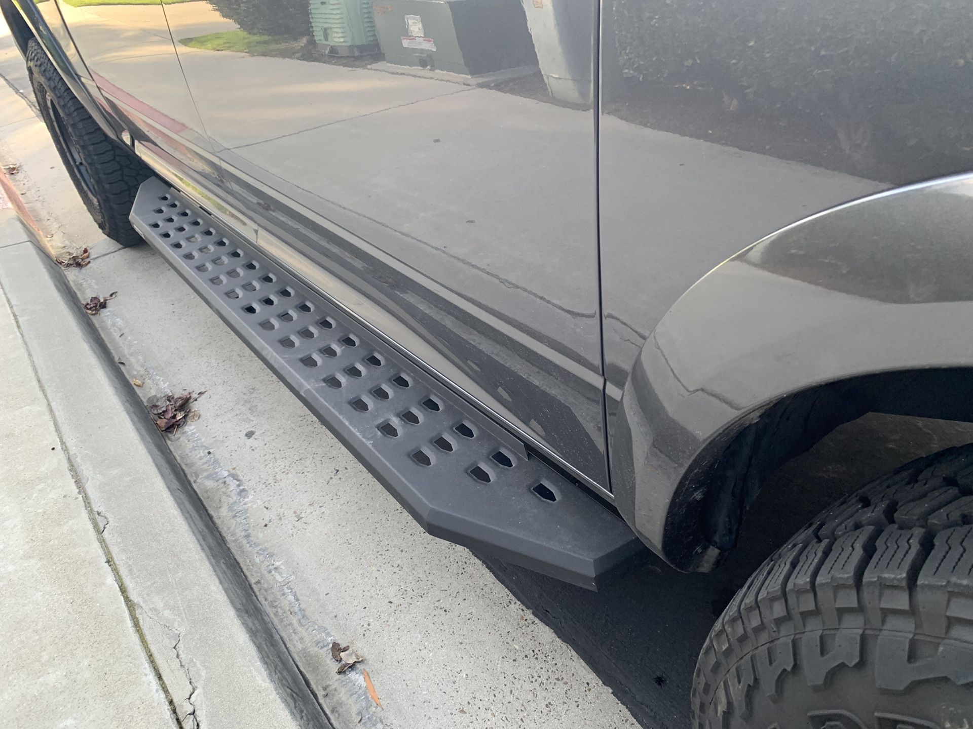 GO RHINO Rb20 running boards side steps RAM 1500 for Sale in Laguna ...