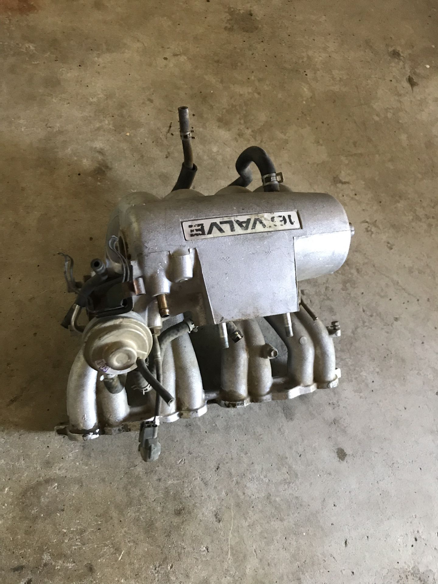 Tacoma 2rz intake manifold for Sale in Oceanside, CA - OfferUp