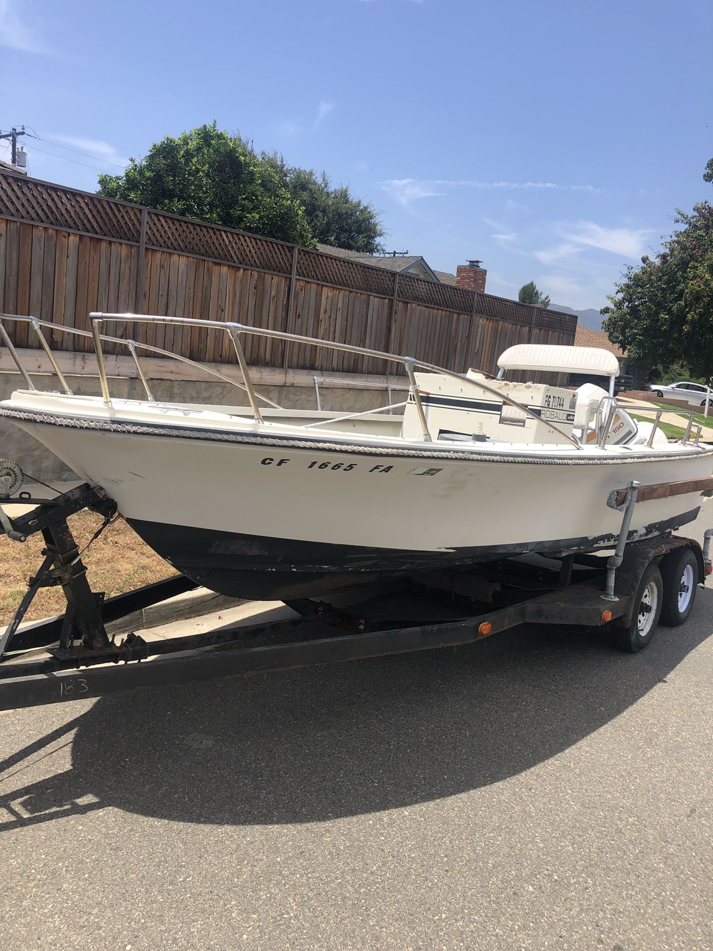19 foot center console boat with double axle trailer for Sale in Corona ...