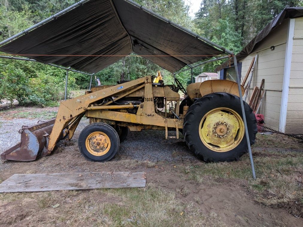 John Deere 1010 tractor with loader for Sale in Redmond, WA - OfferUp