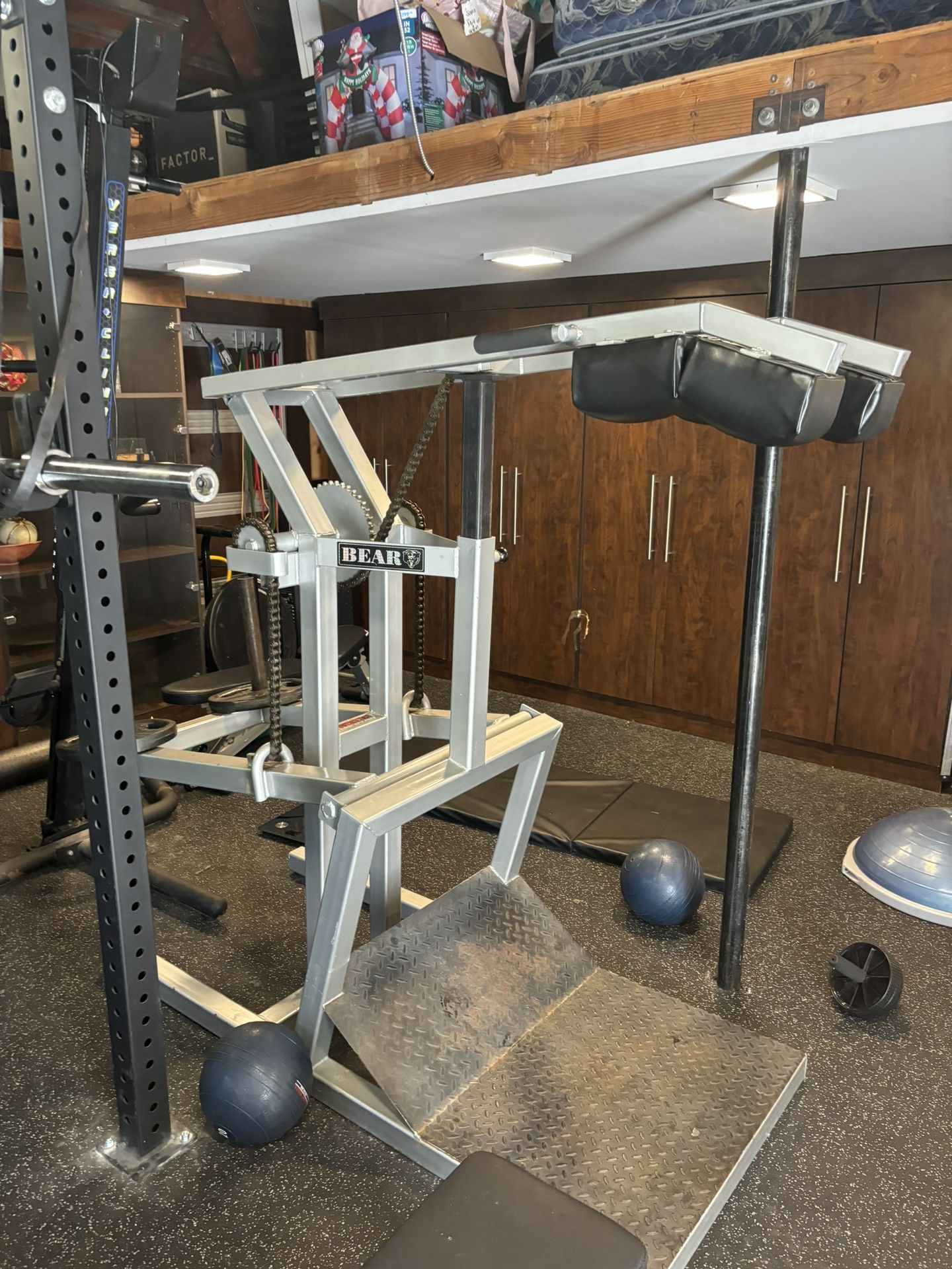 Powernetics Bear Machine Supercat Vertical Jump for Sale in Arcadia, CA ...