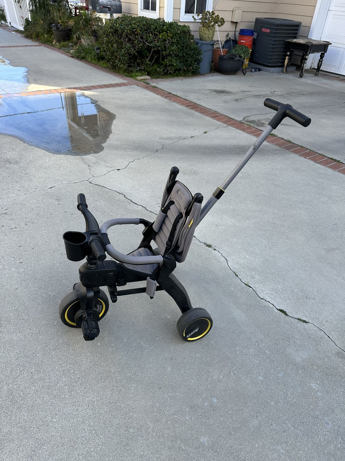 Doona Trike for Sale in Long Beach, CA - OfferUp