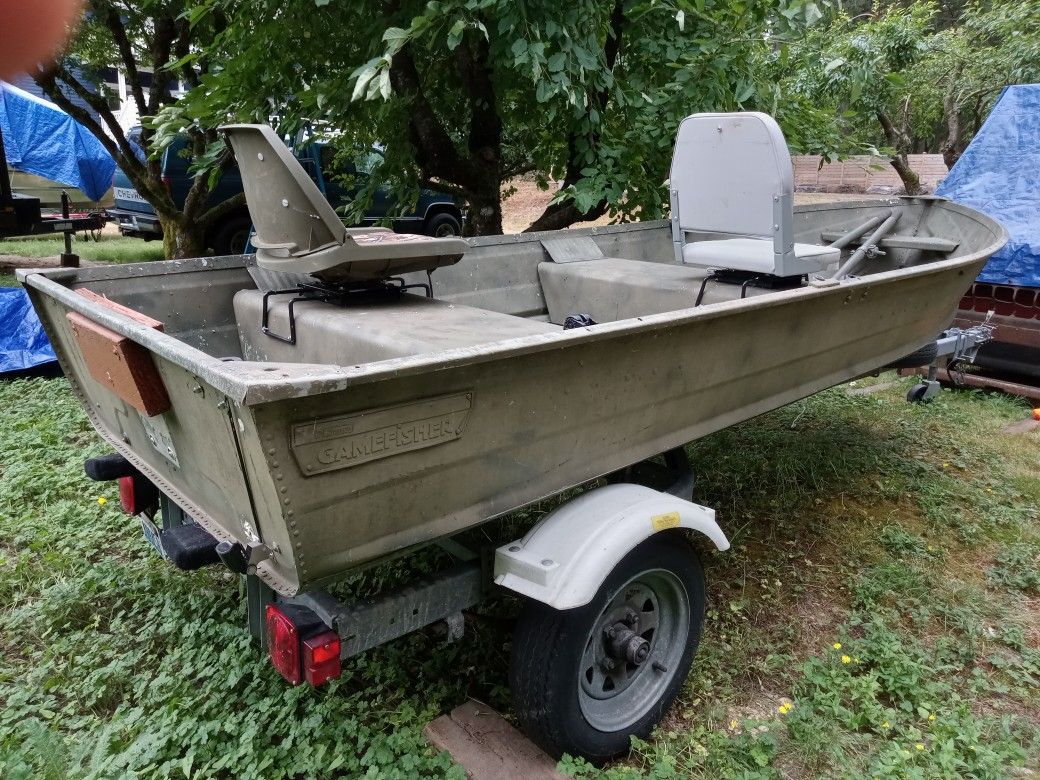 Gamefisher Aluminum Boat 12 FT And Galvanize King Trailer With Titles ...