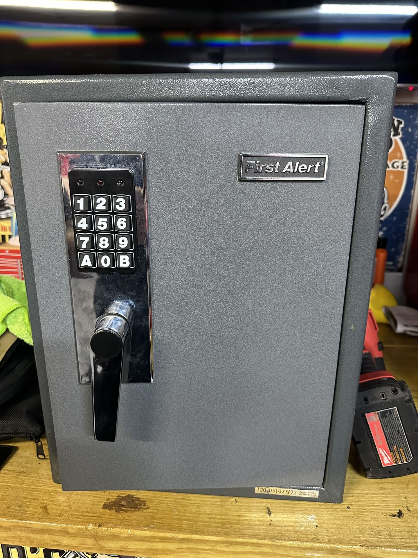 First Alert Safe Heavy Duty for Sale in Pompano Beach, FL - OfferUp