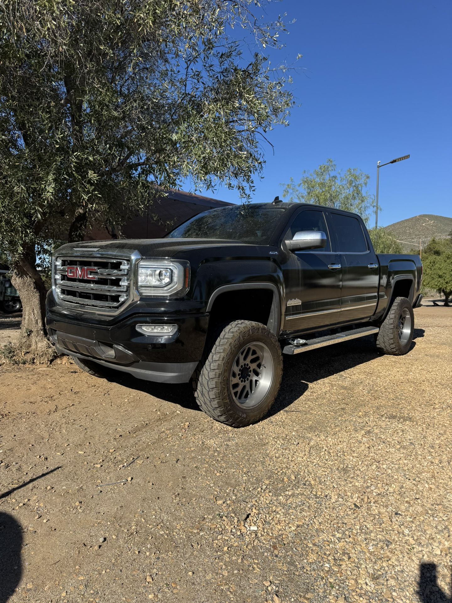 Chevy/GMC 7 Inch Lift Kit for Sale in San Jacinto, CA - OfferUp