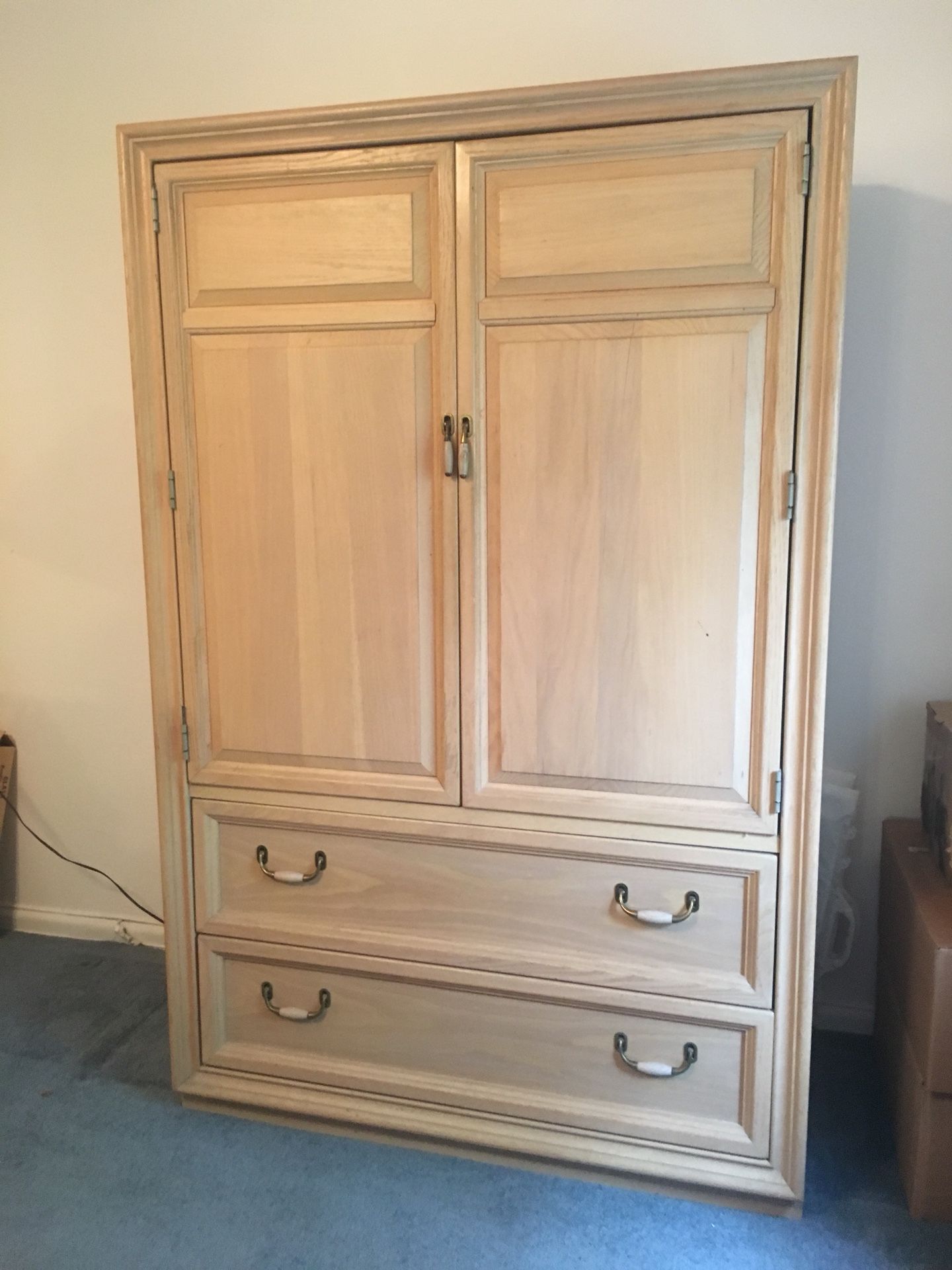 Anwar Dresser for Sale in Yonkers NY OfferUp