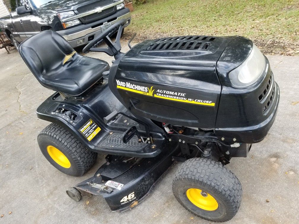 MTD YARD MANCHINES RIDING LAWN TRACTOR MOWER for Sale in Houston, TX ...