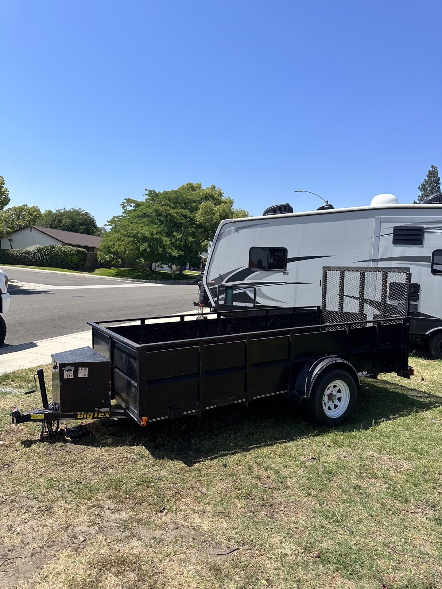5x12 Big Tex Utility Trailer for Sale in Fontana, CA - OfferUp