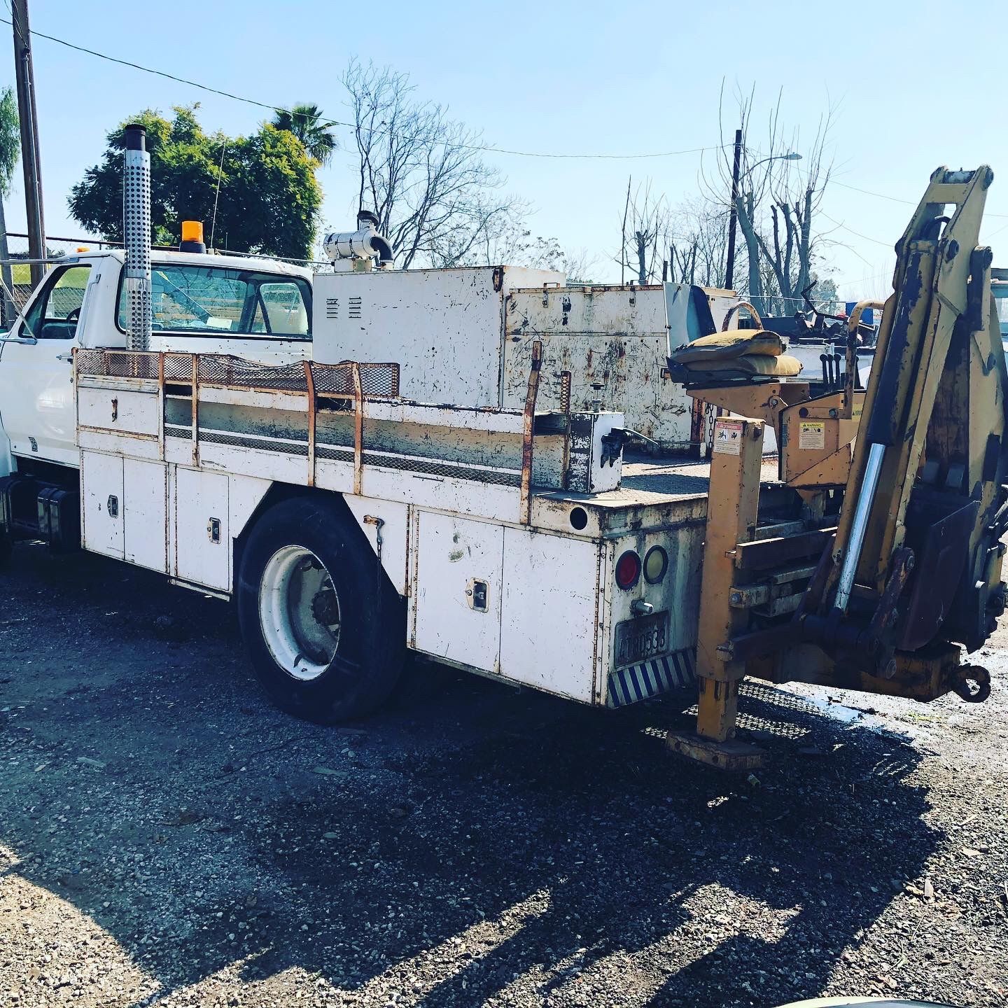 Ford F700 Service Truck With Boss Air compressor And Bradco Backhoe for ...