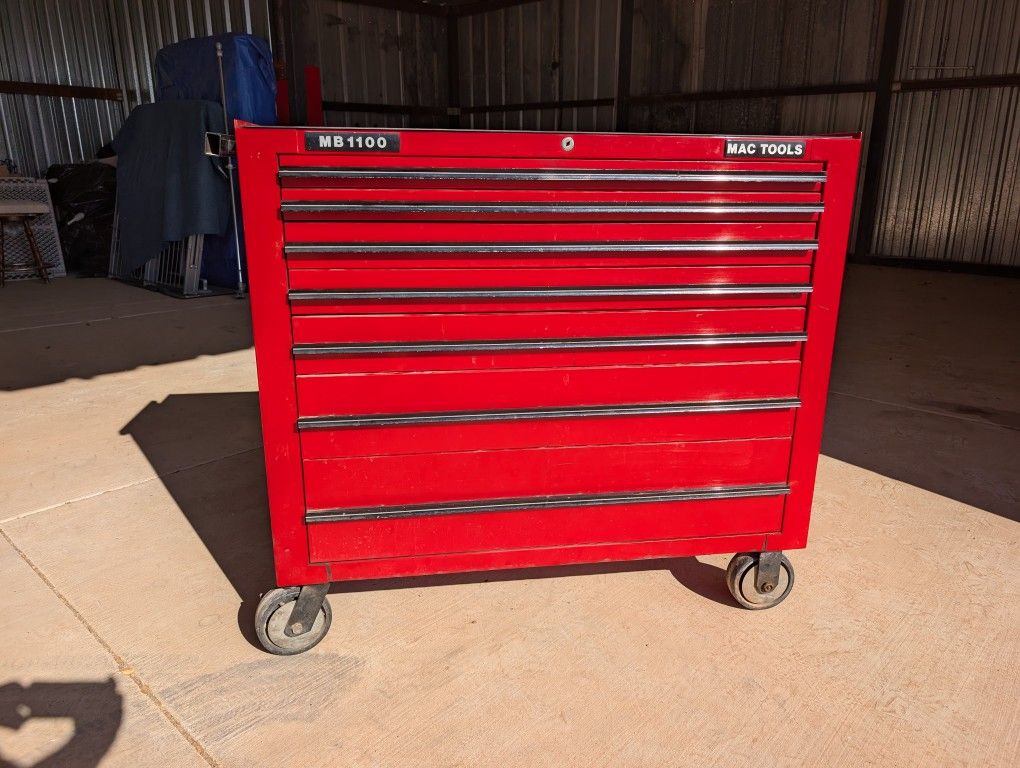 MAC MB1100 Rolling Mechanics Tool Box for Sale in Peoria, AZ - OfferUp