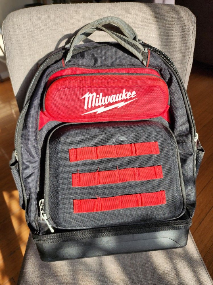 Milwaukee Tool Backpack for Sale in Los Angeles, CA - OfferUp