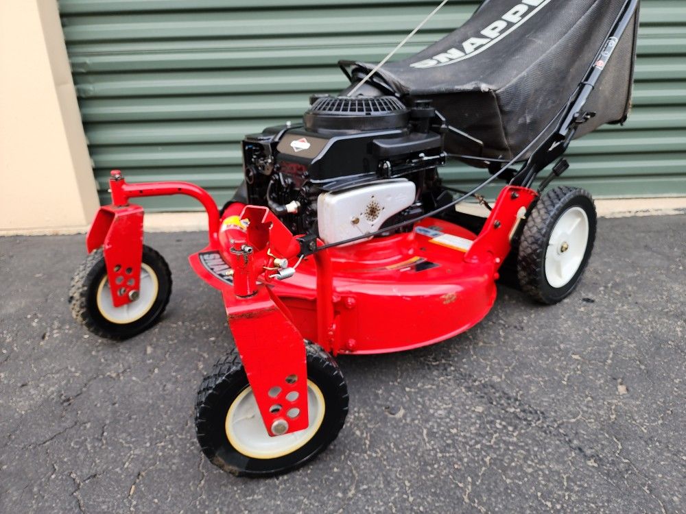 Snapper Lawn Mower Leaf Vacuum RWD propelled with ZERO TURN WHEELS ...
