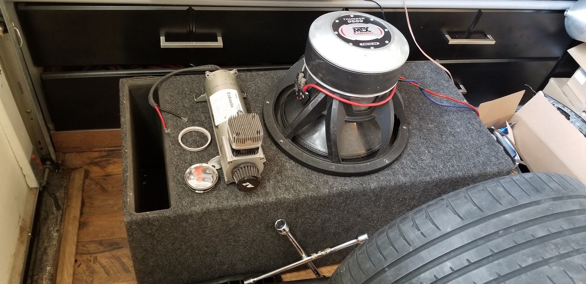 MTX 9500 15" sub with enclosure for Sale in Everett, WA - OfferUp