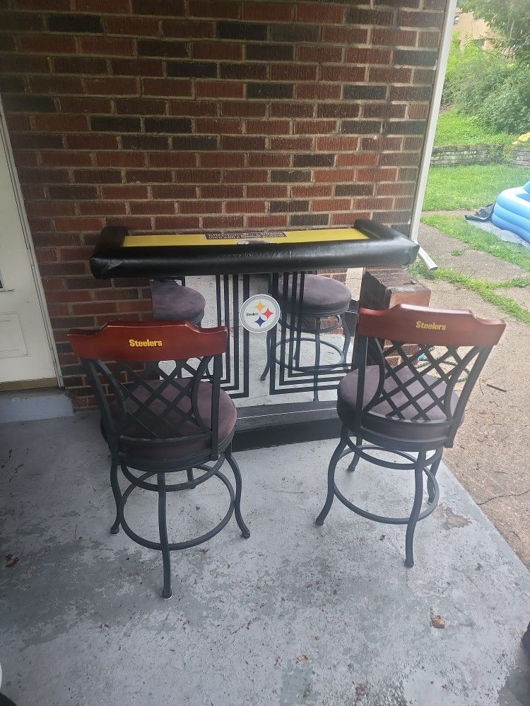 Steelers Bar Table & Swivel Stool Set – Man Cave Must-Have! for Sale in ...