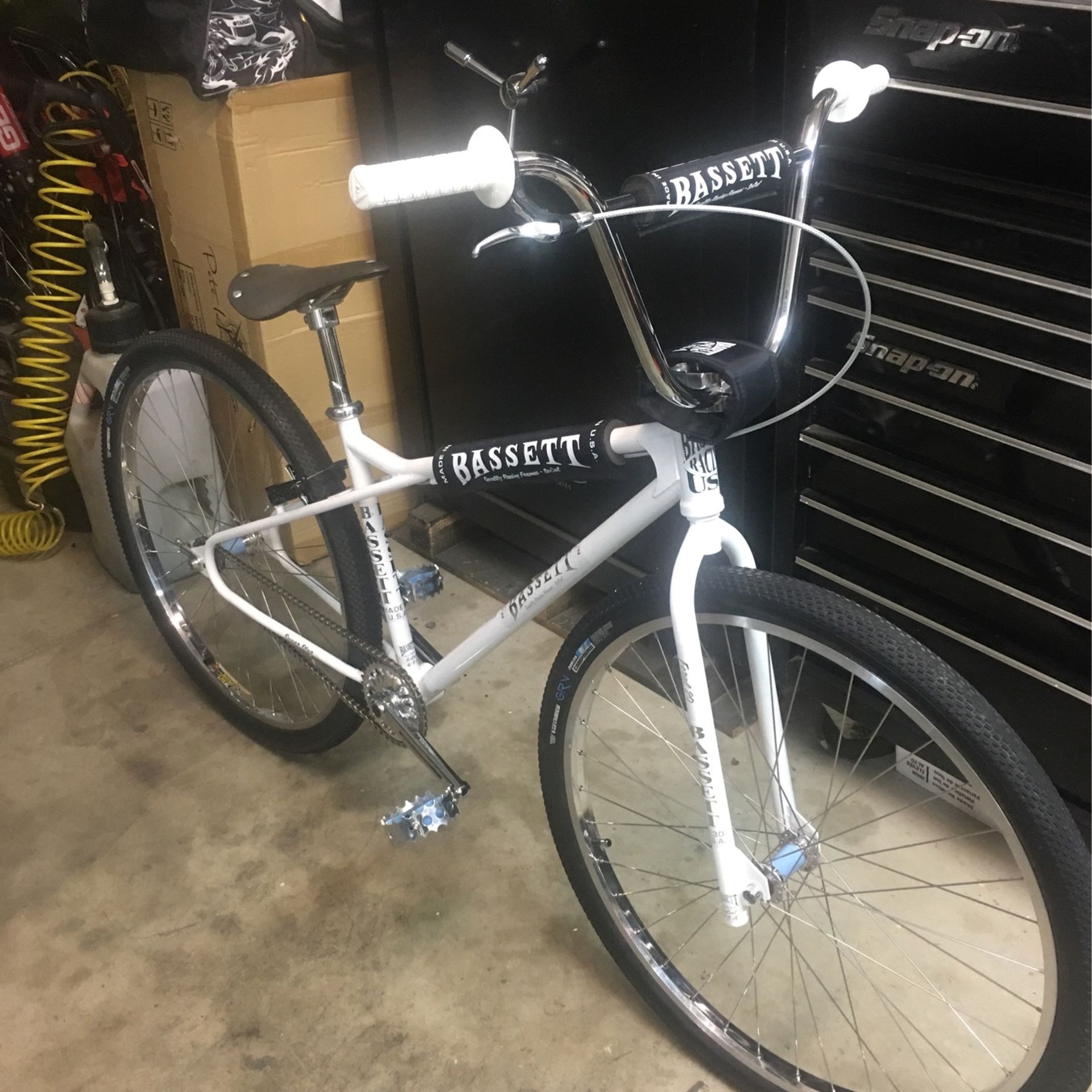 Bassett Bmx Bike 29 Inch Swooper for Sale in Corona, CA - OfferUp