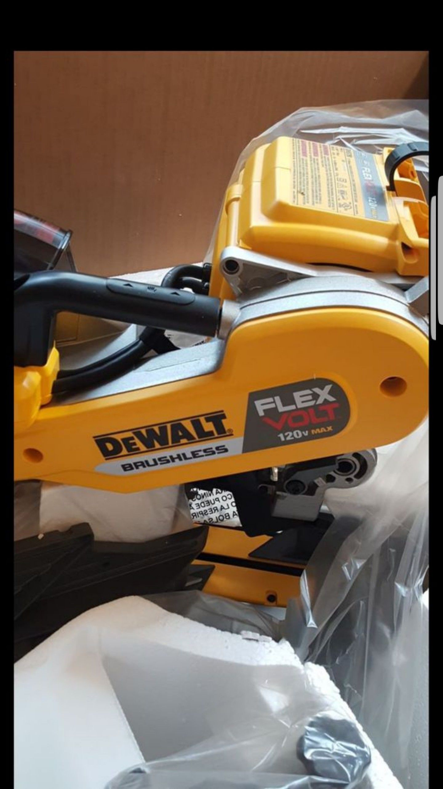 New DeWALT FLEXVOLT 12" Sliding Double Bevel Miter Saw - BRUSHLESS - DHS790 ( saw and ...