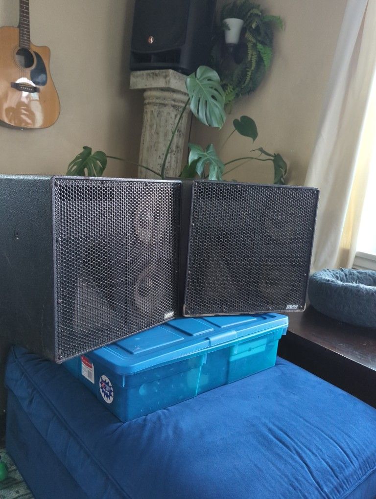 Pair Of EAW UB-72 Passive Overhead Hanging Speakers Working Great! for ...