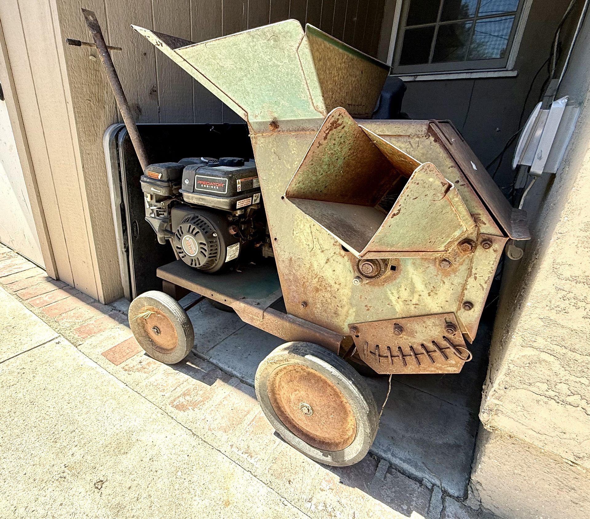Heavy-Duty Roto-Hoe Wood Chipper / Shredder – Vintage Steel Built ...
