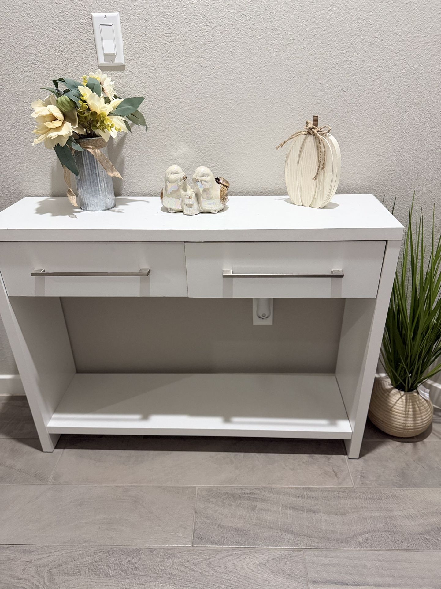 Console Table for Sale in El Paso, TX - OfferUp