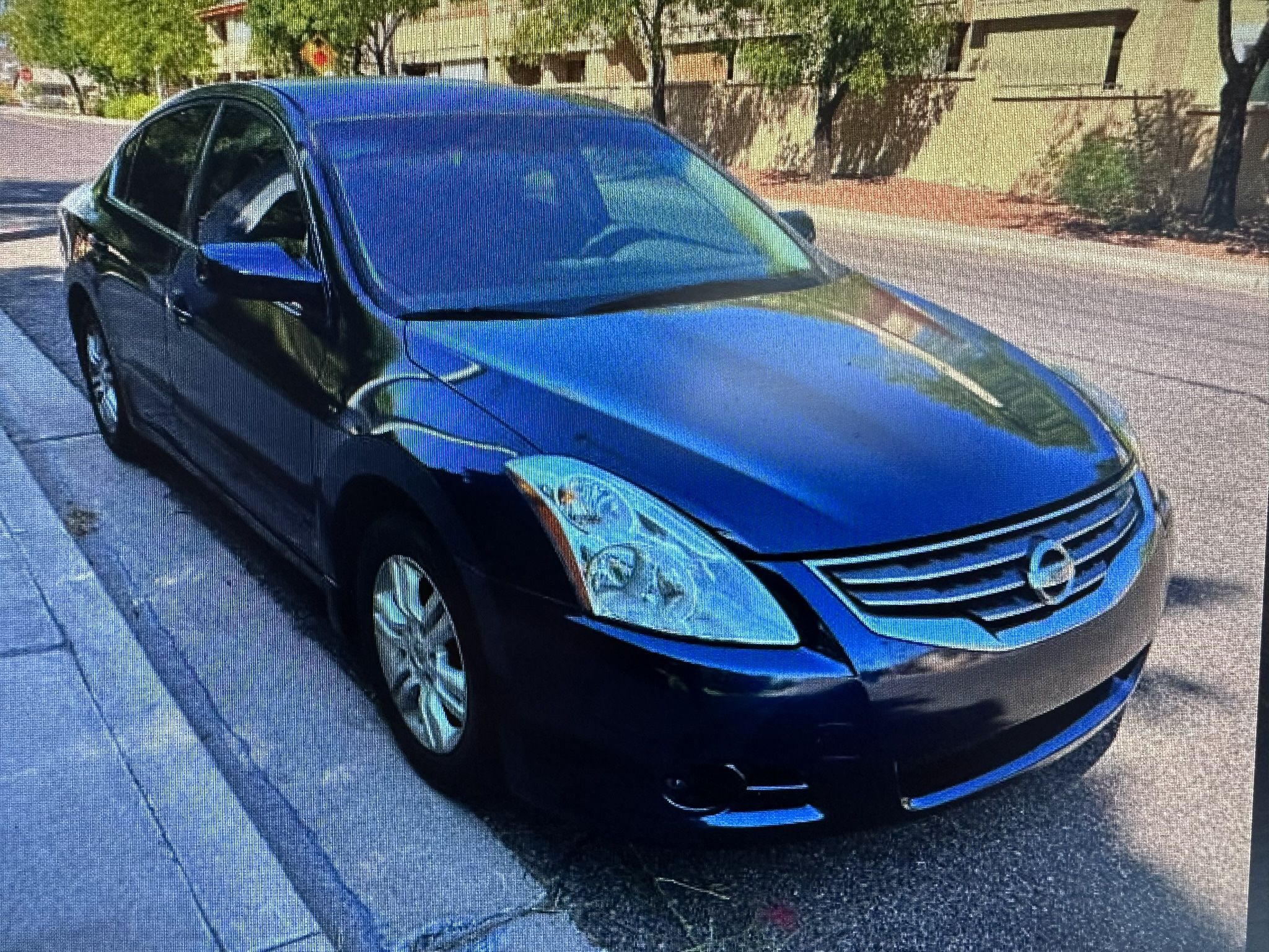 2010 Nissan Altima for Sale in Phoenix, AZ - OfferUp