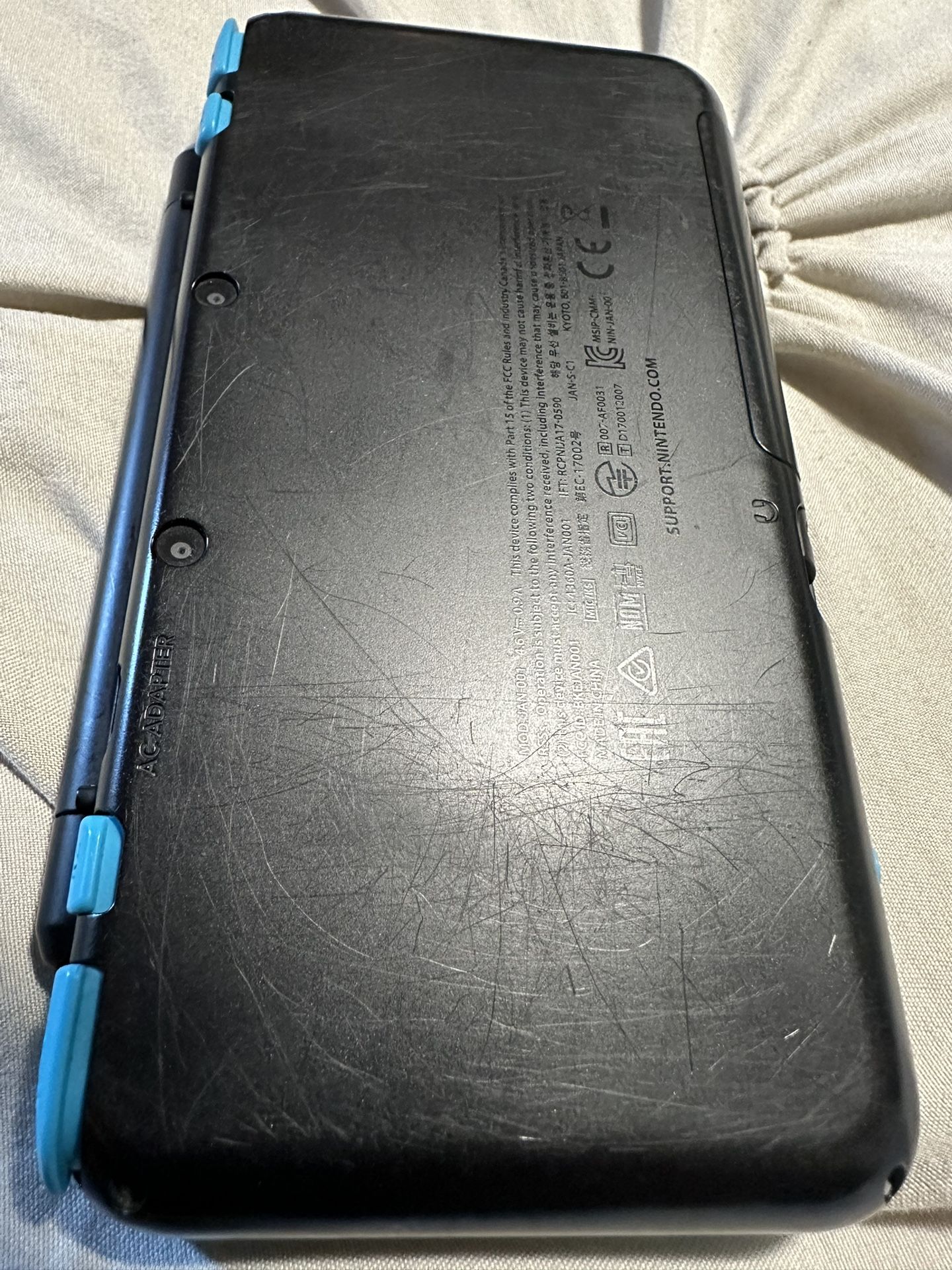 2ds XL Blue/Black for Sale in Las Vegas, NV - OfferUp
