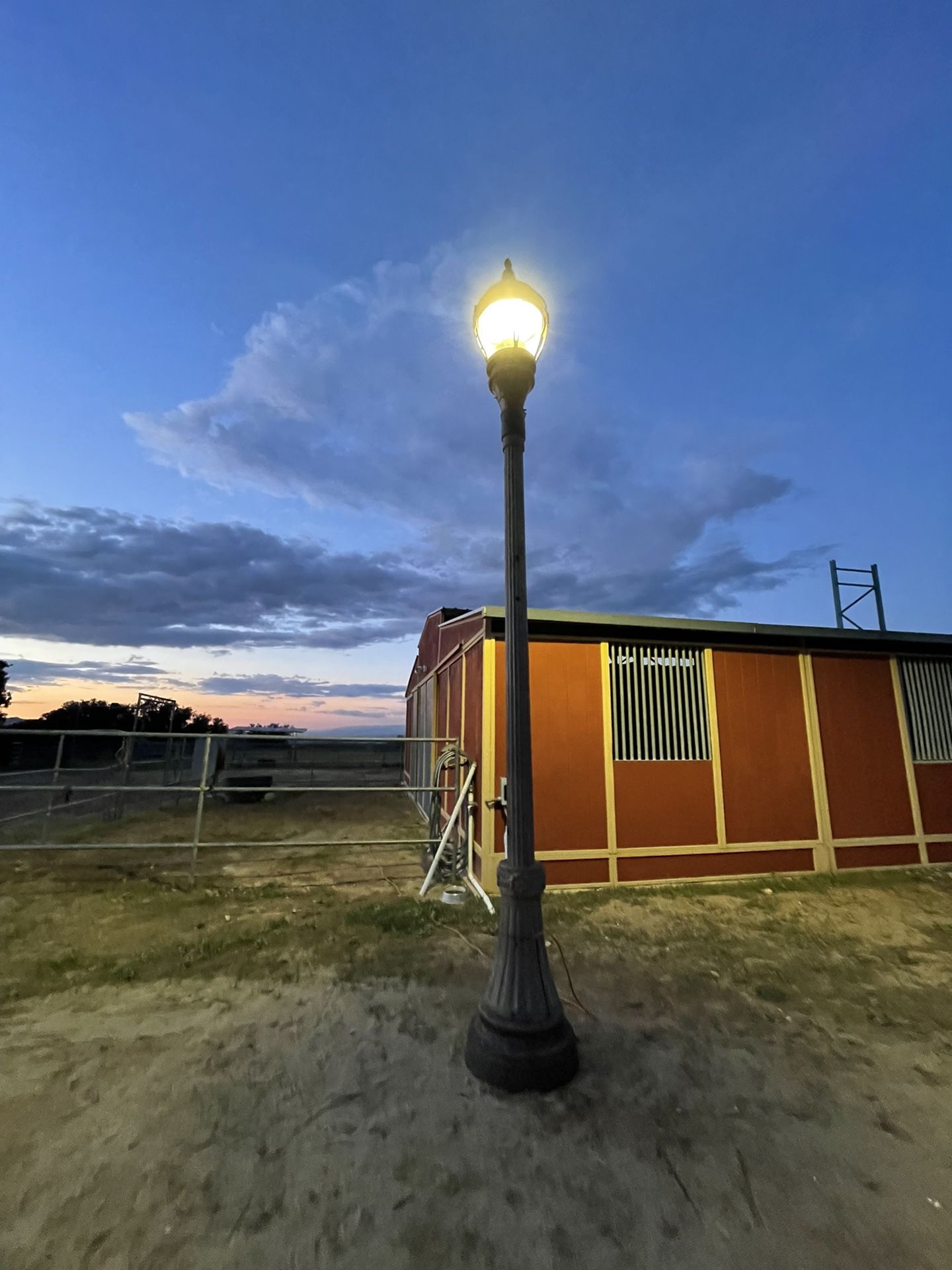 Historic Street lamp / Street Light With Acorn Style Lantern Lamp for ...