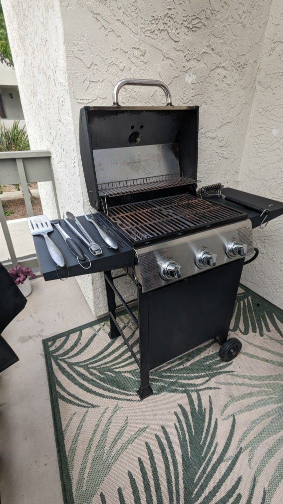 Blue Rhino Porcelain and Stainless Steel 3-Burner Liquid Propane Gas ...