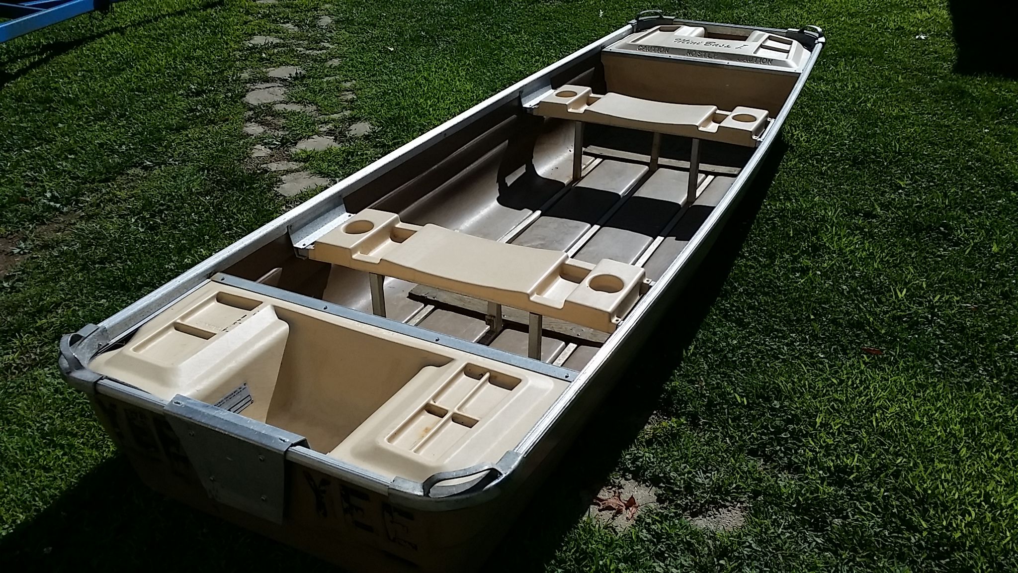 Coleman crawdad jon boat for Sale in Cincinnati, OH - OfferUp