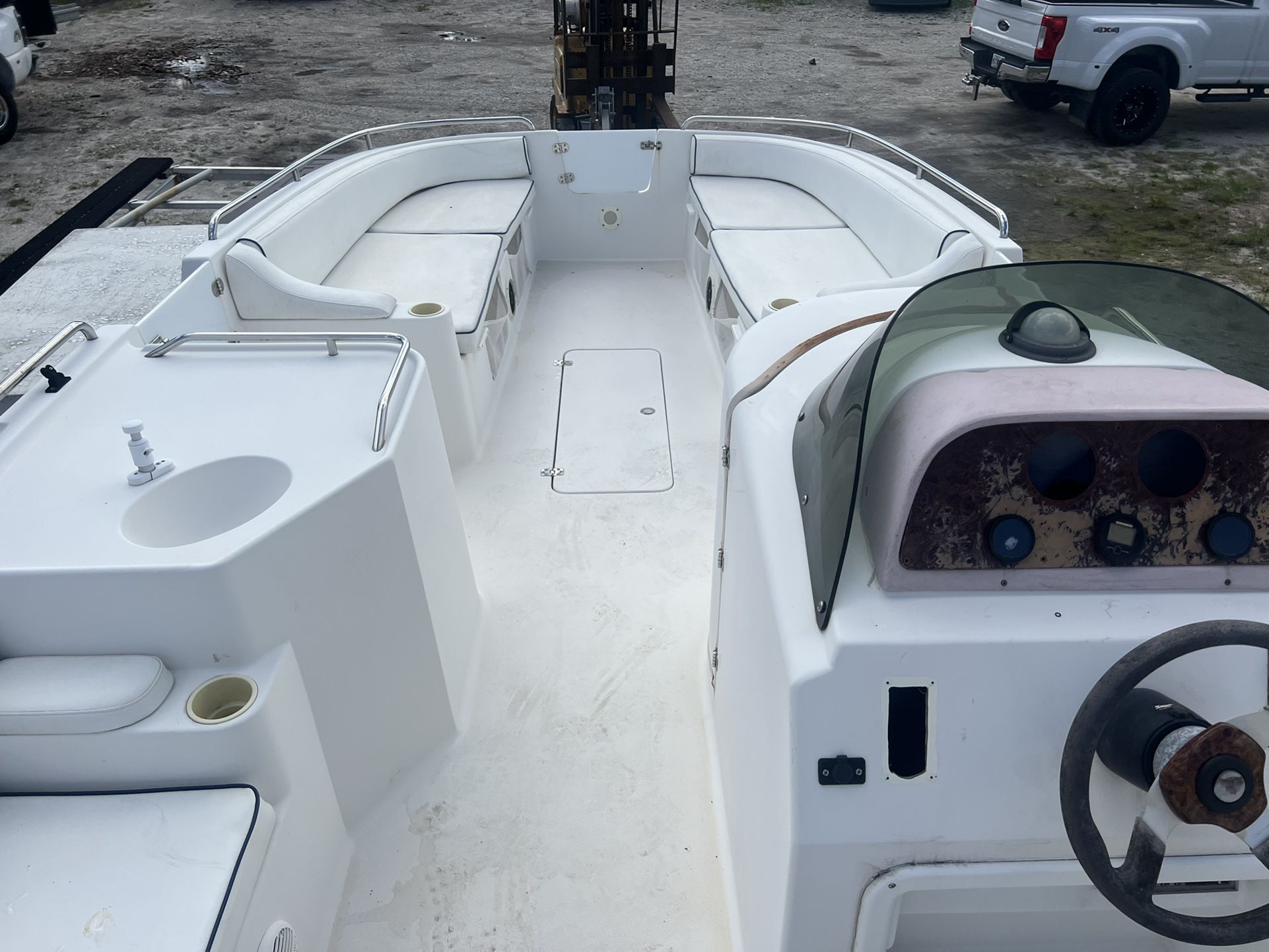 Deck Boat Hull Only for Sale in Pompano Beach, FL - OfferUp
