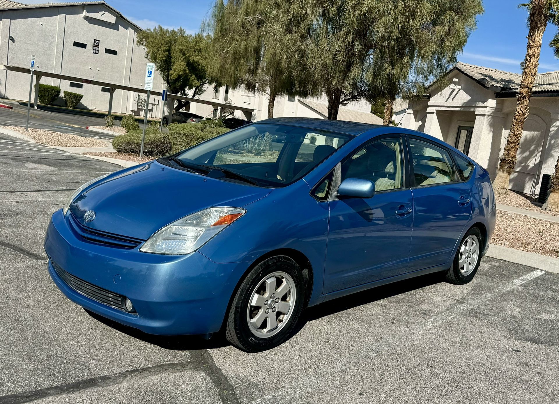 2004 Toyota Prius for Sale in Las Vegas, NV - OfferUp