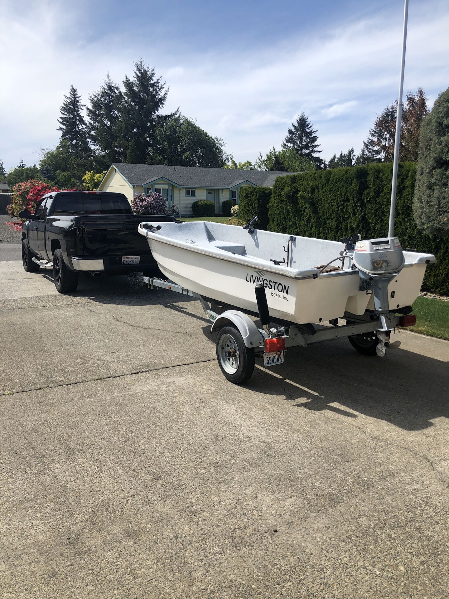 12 foot Livingston boat for Sale in Puyallup, WA - OfferUp