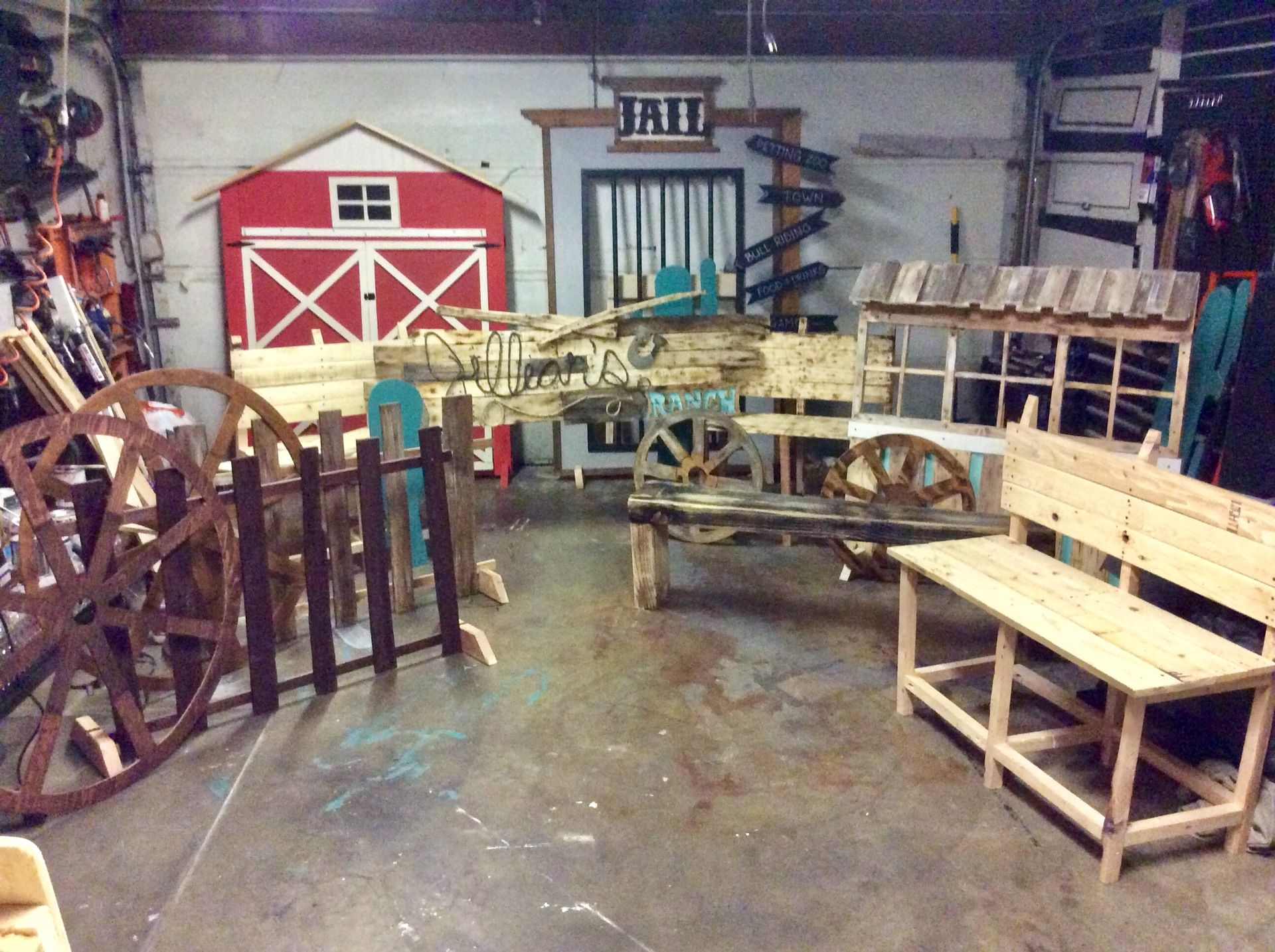 Country Western Themed Party Props.Cowboys Cowgirls Arts Crafts supplies