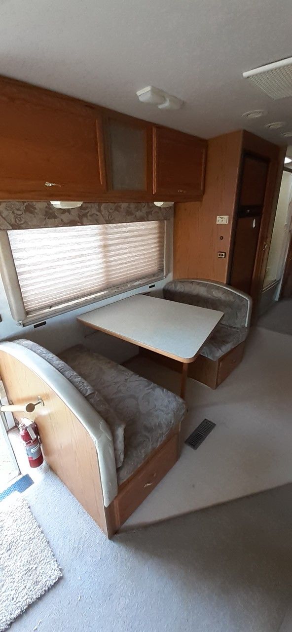 1998 Winnebago Adventurer for Sale in Covina, CA - OfferUp