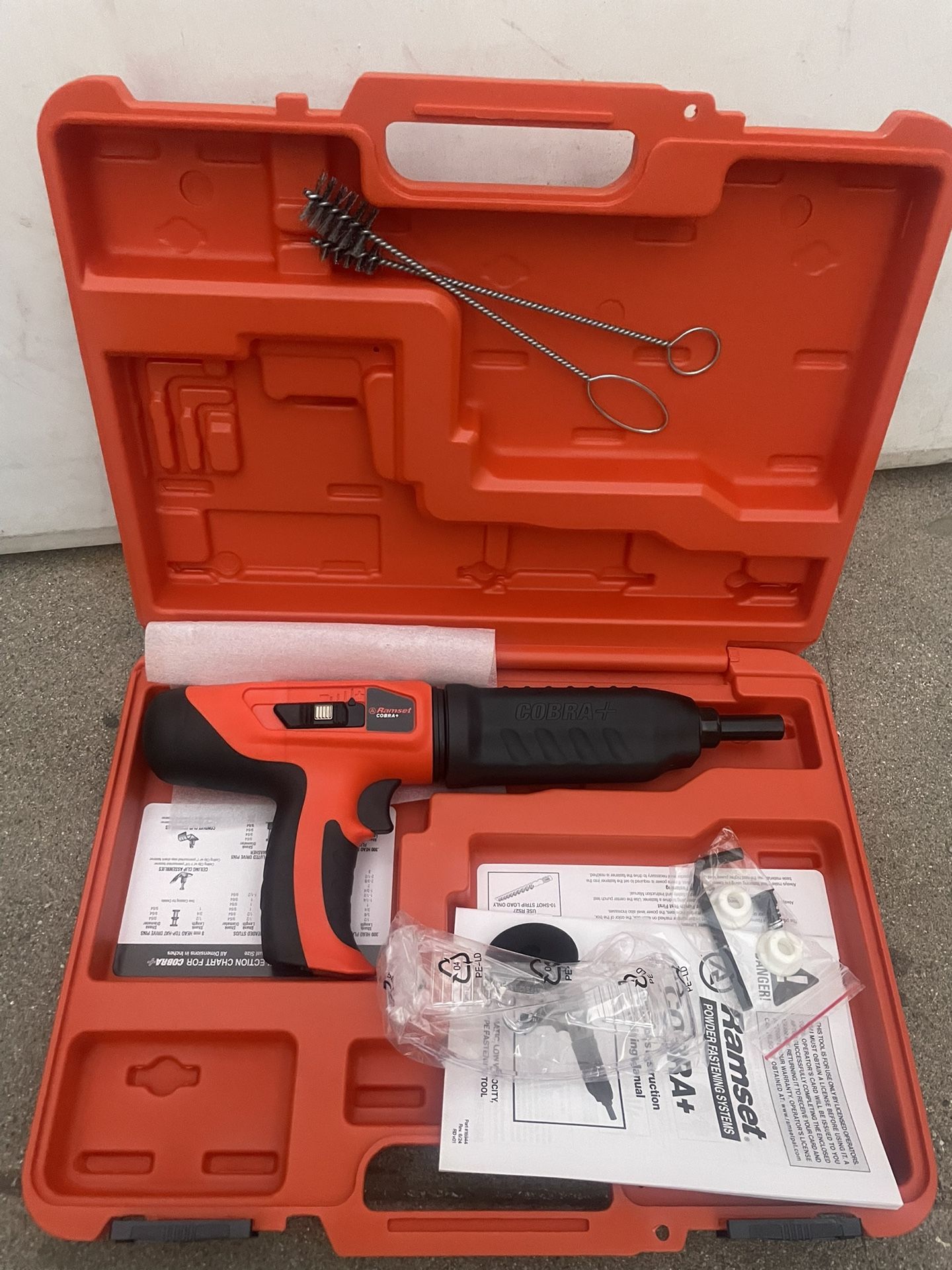 Ramset Cobra Plus 0.27 Caliber Semi-Automatic Powder Actuated Tool (PAT ...