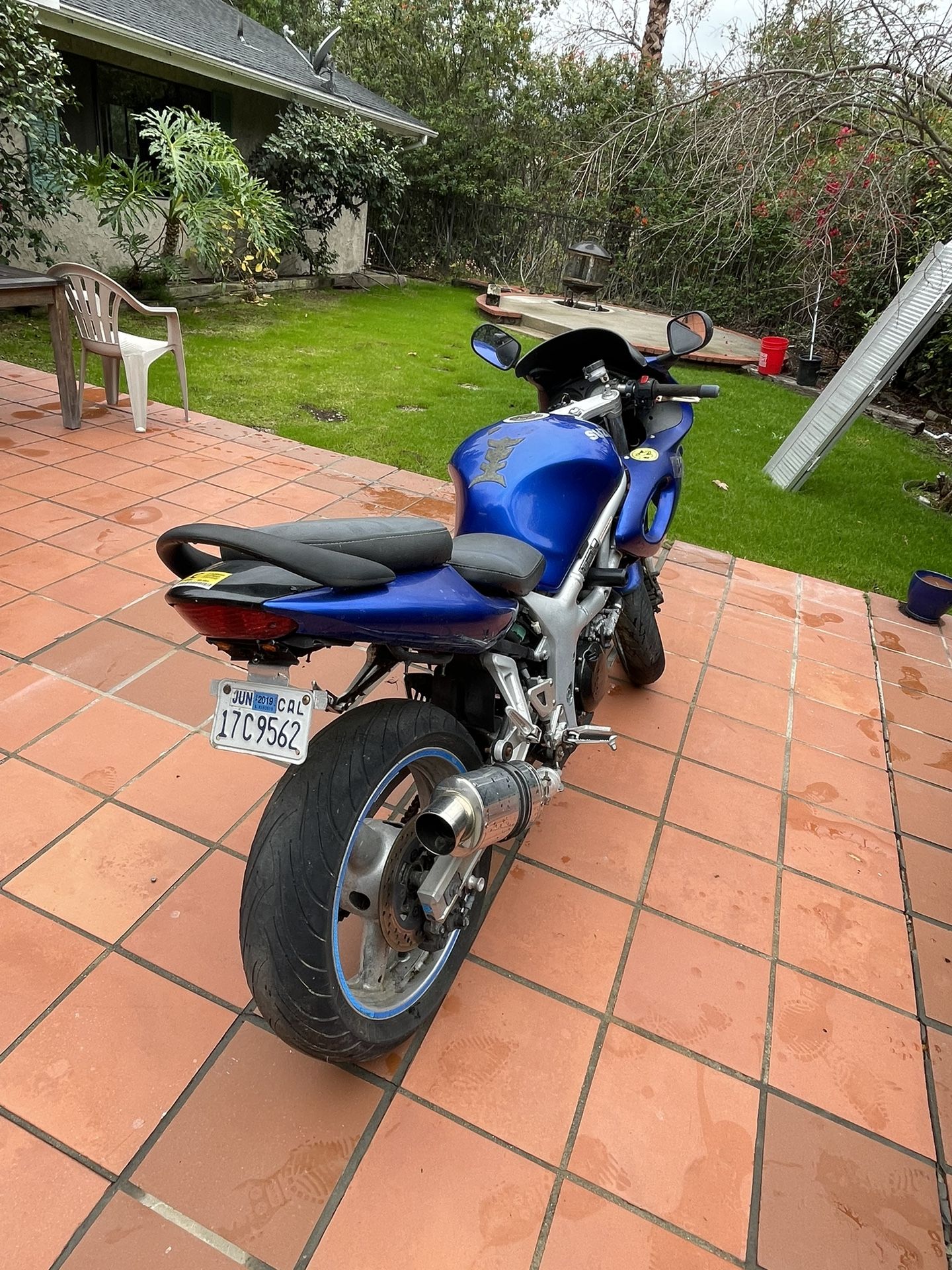 2001 Suzuki sv650s for Sale in Glendale, CA - OfferUp