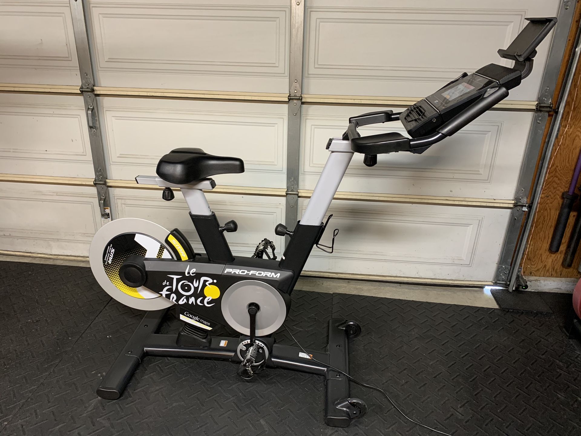 Proform Le Tour De France TDF Spin Bike Cycle Trainer Exercise Bicycle ...