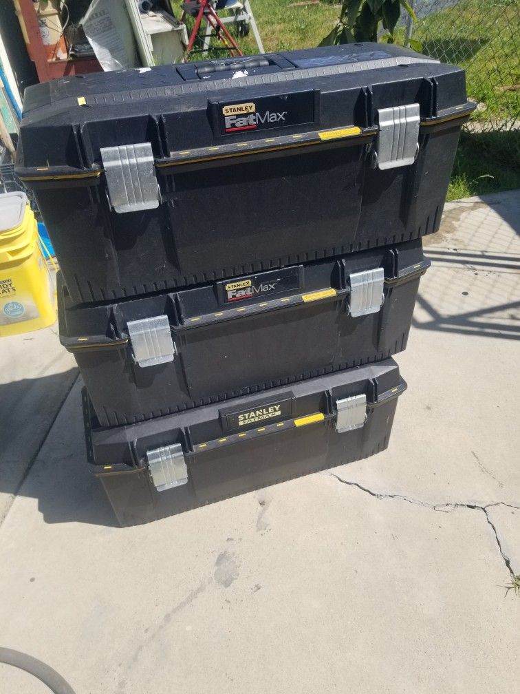 Stanley Tool Box for Sale in Whittier, CA - OfferUp