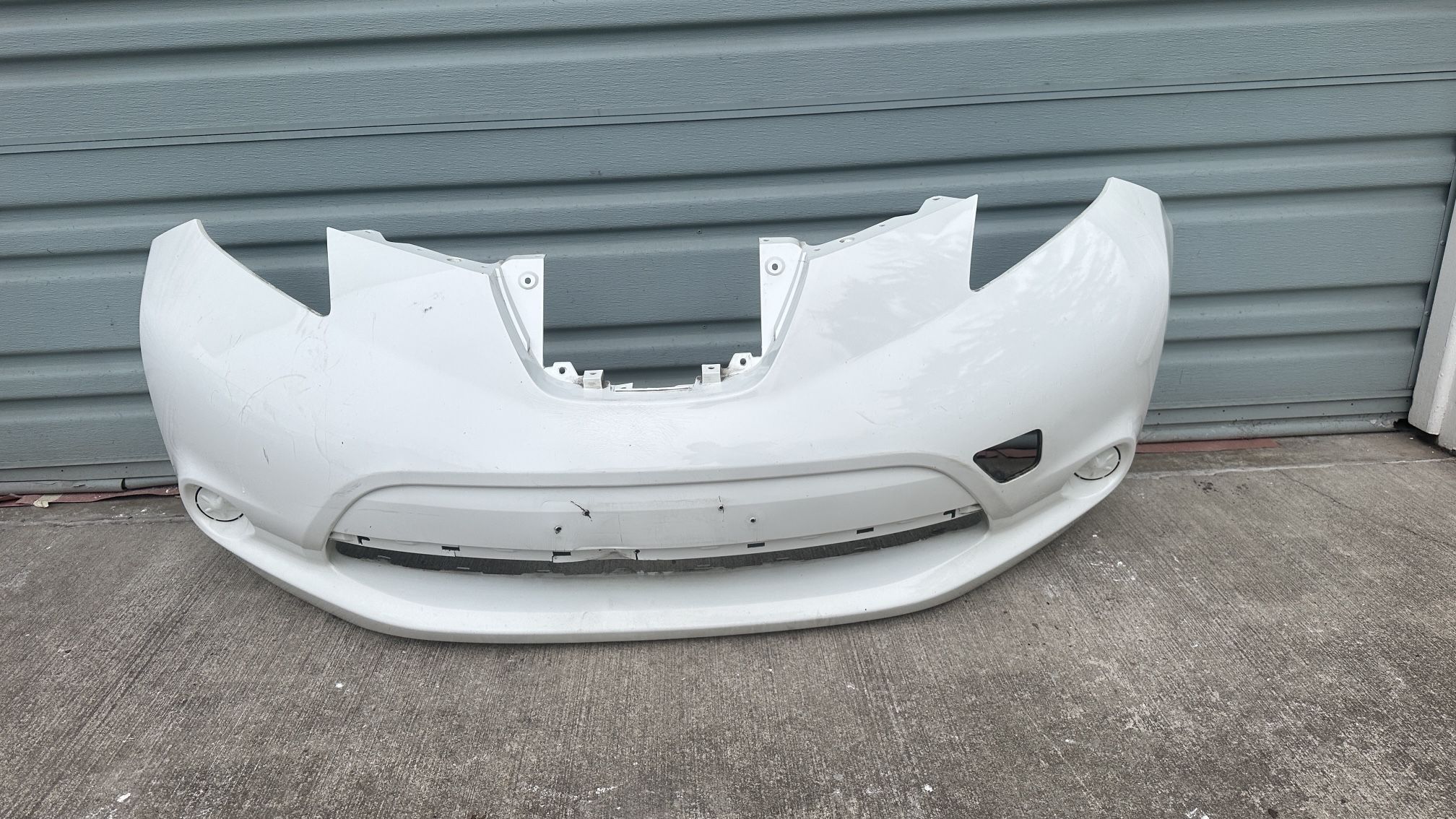 2013-2017 Nissan Leaf Front Bumper Cover for Sale in Federal Way, WA ...