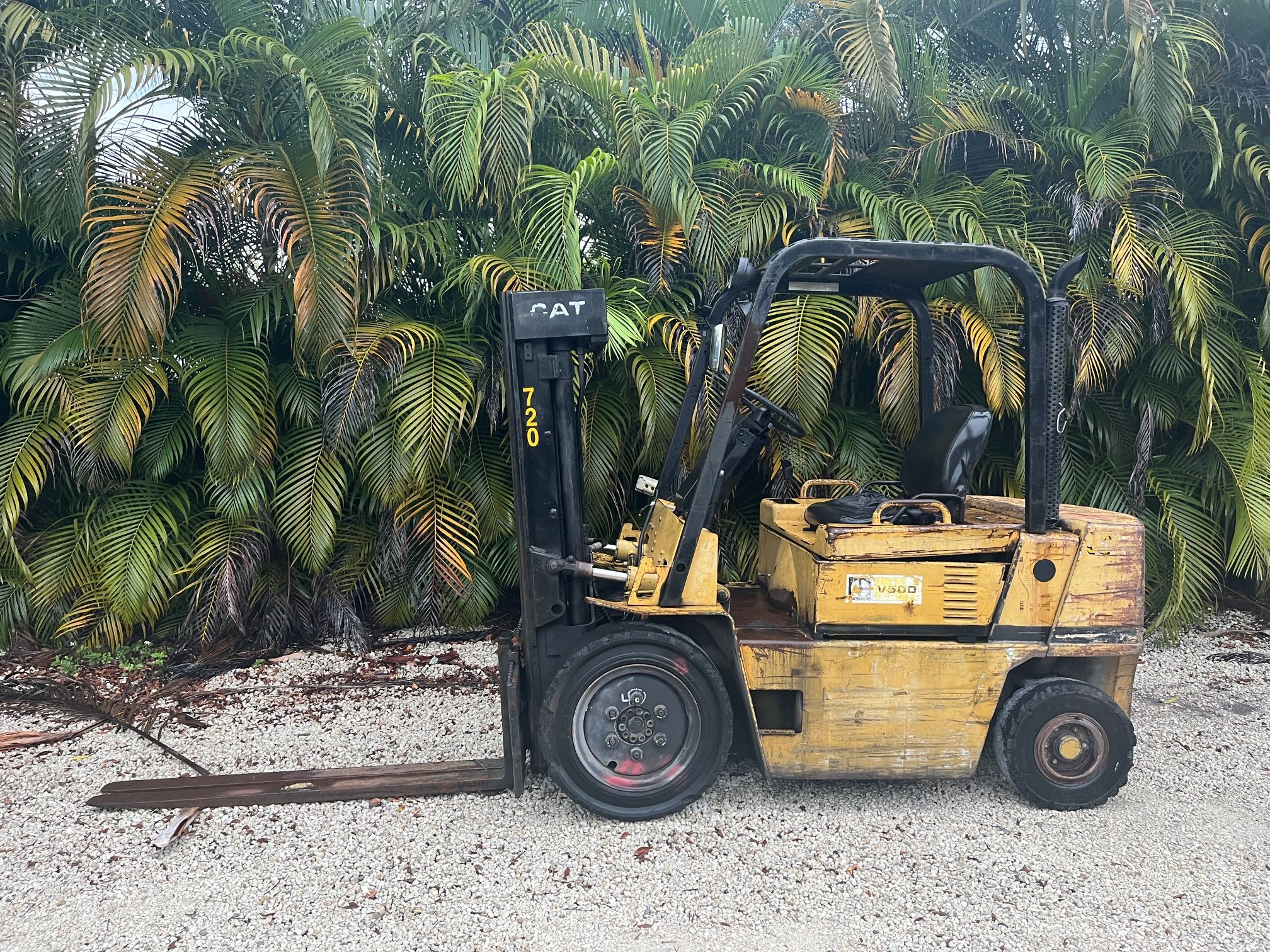 Caterpillar V50D Diesel 5000 Lbs Forklift for Sale in Miami, FL - OfferUp