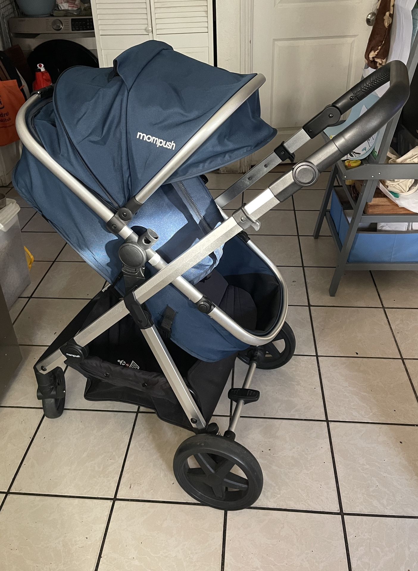 Mompush Coche Tamańo Completo Para Bebé Y Nińos for Sale in Los Angeles ...