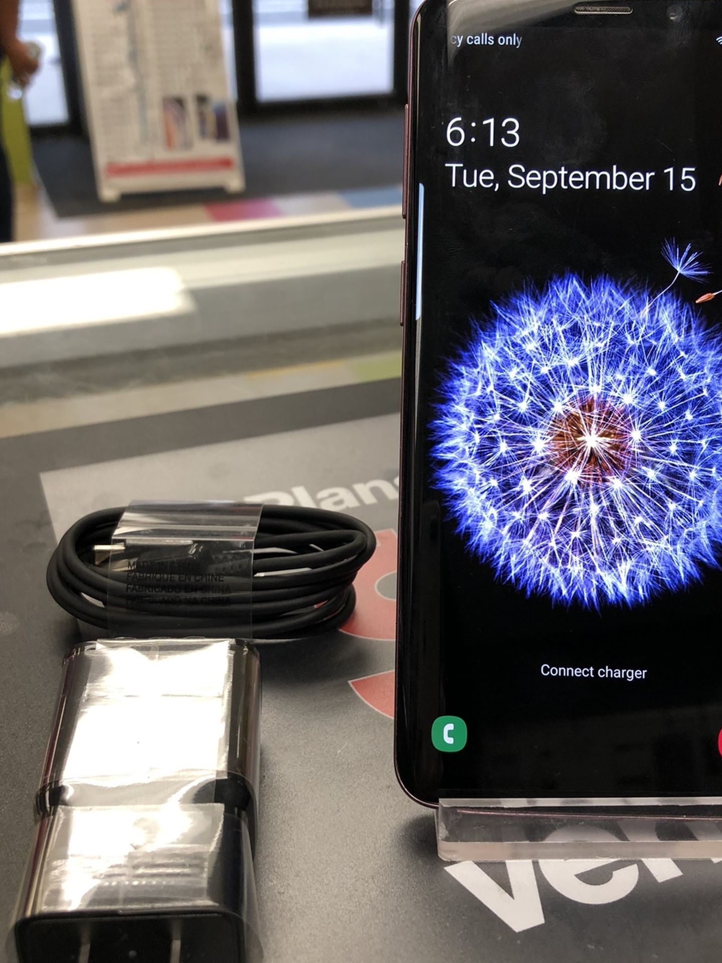Samsung galaxy s9 , 64 gb unlocked for Sale in Boston, MA - OfferUp